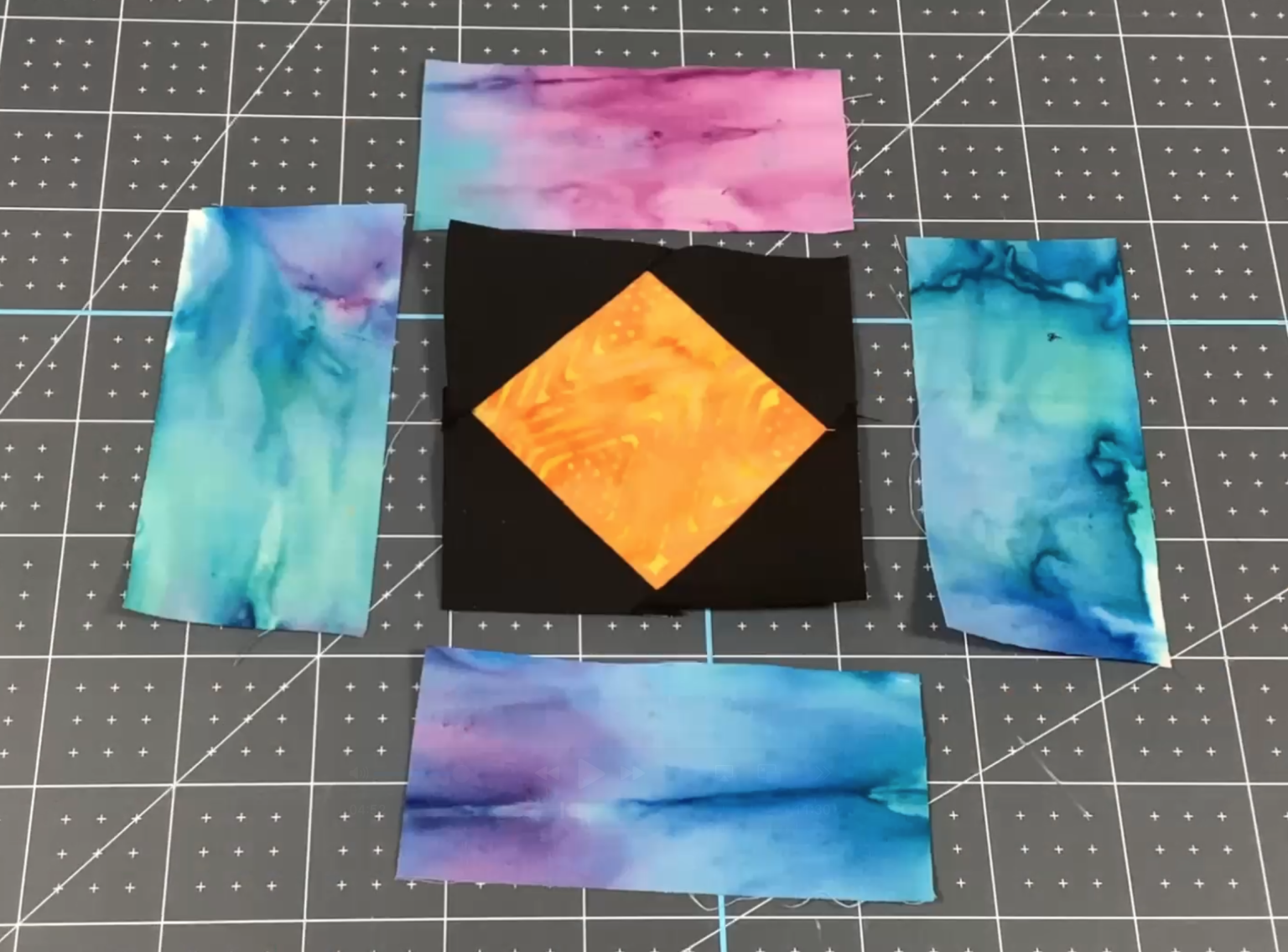 How to Make a Pineapple Quilt Block - Quilt Tutorial - Alanda Craft