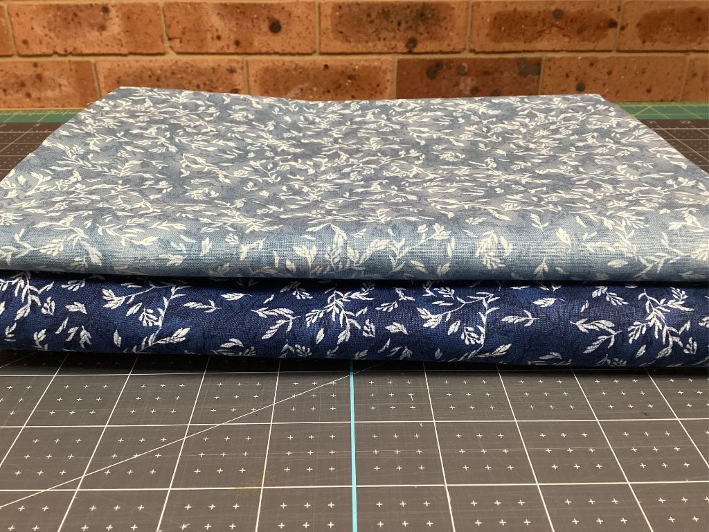 Two-Fabric One-Block Quilt Pattern (Beginner Friendly) - Alanda Craft